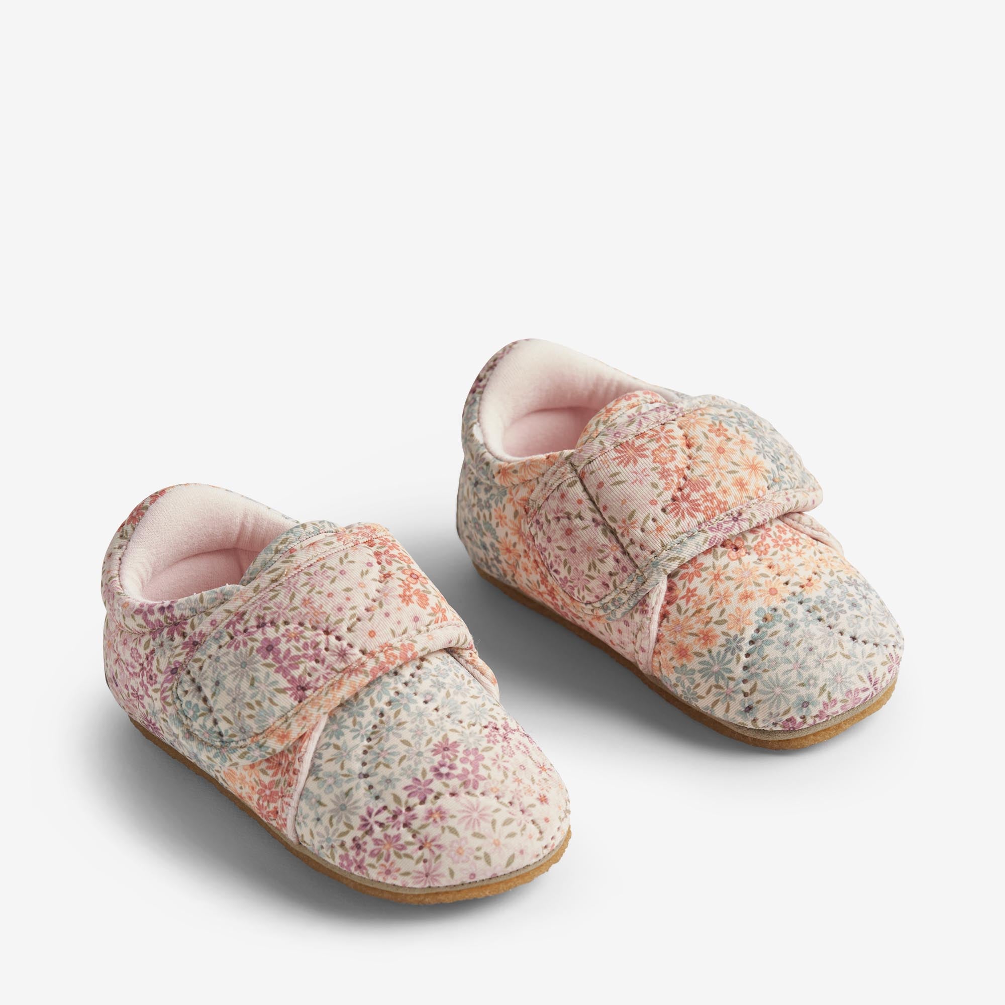 Indoor Shoe Thermo Sasha Print - rainbow flowers – Wheat.co.uk